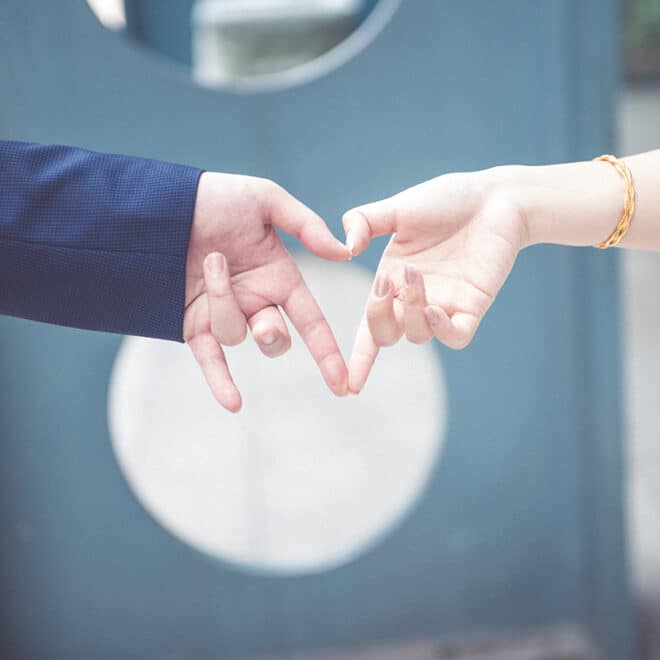 Palmistry: Hand & Finger Shapes | Astrology Answers